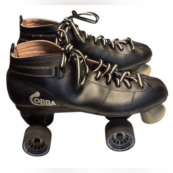 cobra | Other | Nice Cobra Roller Derby Black Mens 2 Roller Speed ...